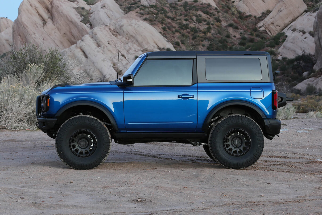 4″ Lift Kit – Front Dirt Logic 2.5 Resi Coilovers & Rear Dirt Logic ...